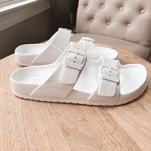 GAP Factory | Shoes | New Gap Buckle Slides Lightweight Rubber Womens ...